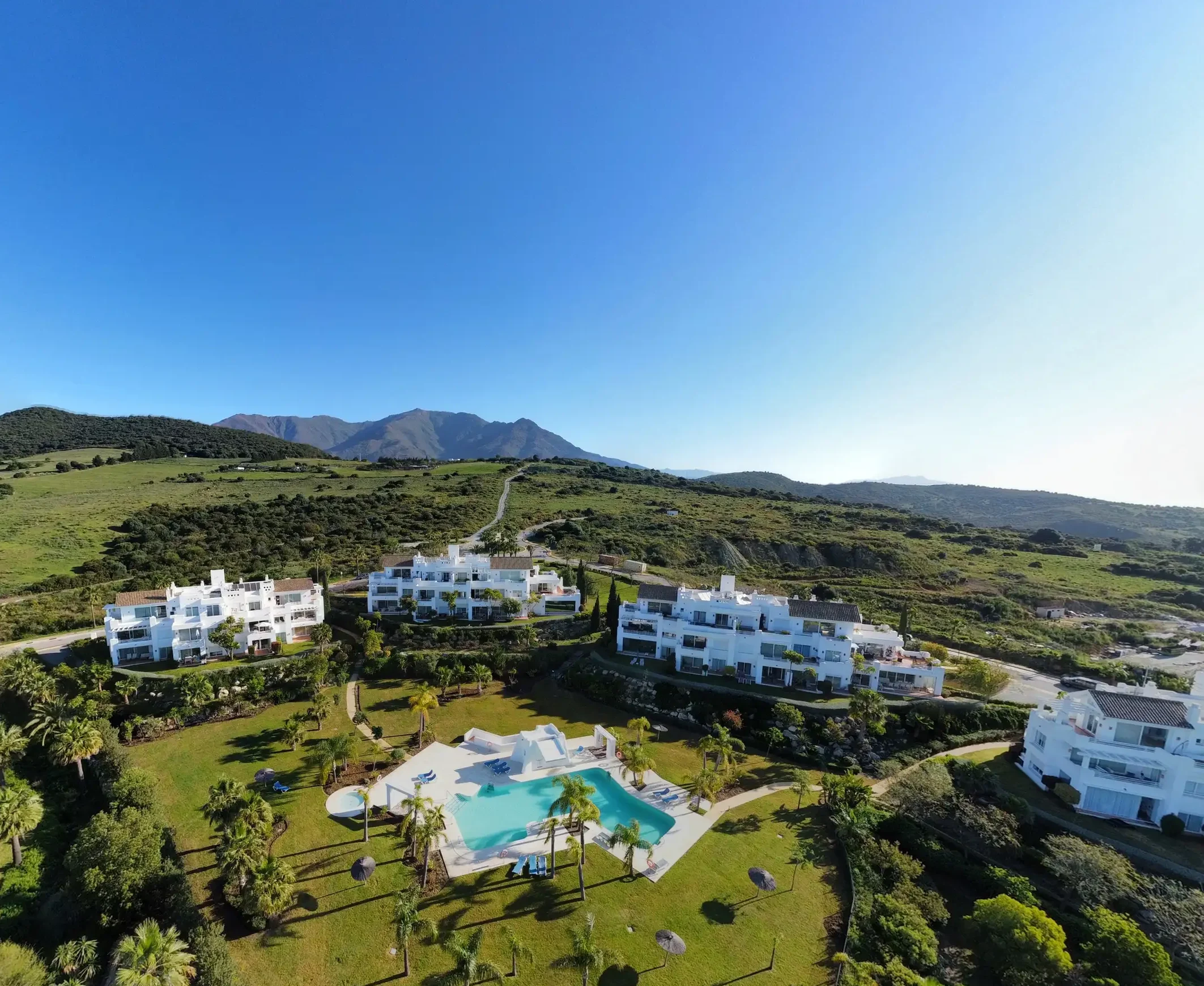 Alcazaba Lagoon, Estepona | Area Guide - Castles
