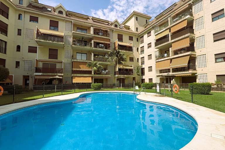 Properties in Duquesa - Costa Del Sol Property Shopper | Castles Real ...